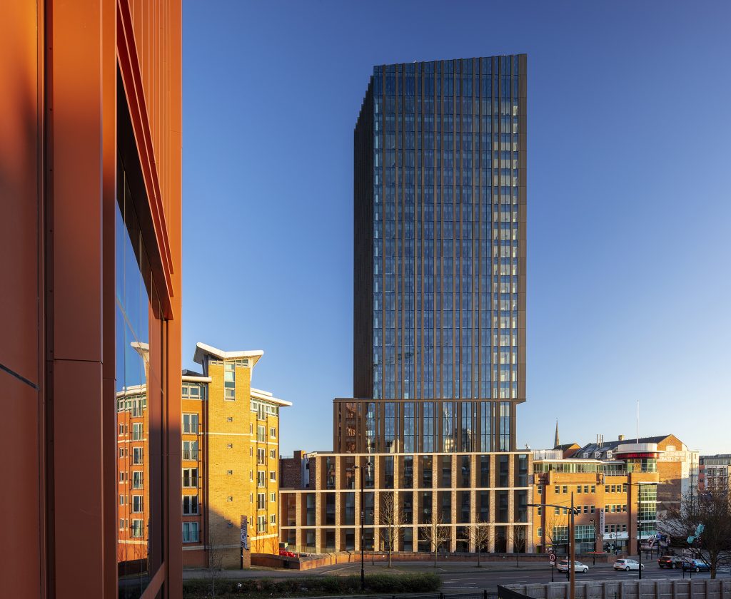Sunset view of Hadrian's Tower, Newcastle upon Tyne, England, United ...